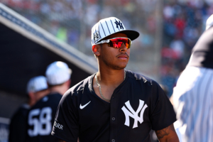 Yankees Trade for Sean Paul Linan - Sport Relay